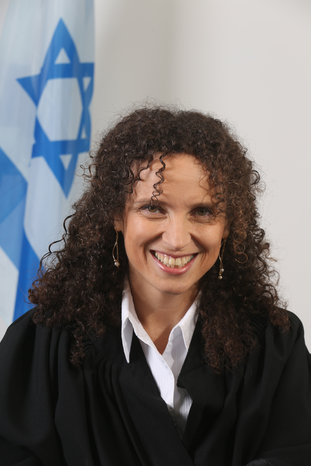השופטת תמר אברהמי - החלטות ואתר דירוג שופטי ישראל ⚖️